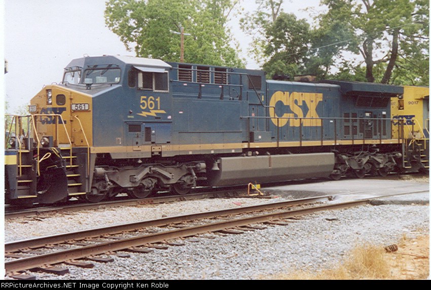 CSX 561